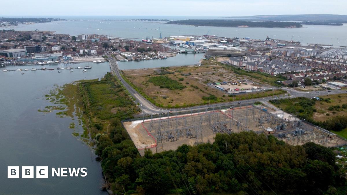 Poole Harbour waterfront regeneration plans brought forward - BBC News