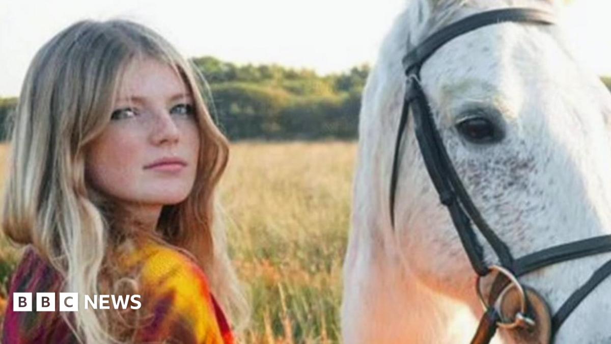 Woman died from sepsis after routine operation - BBC News