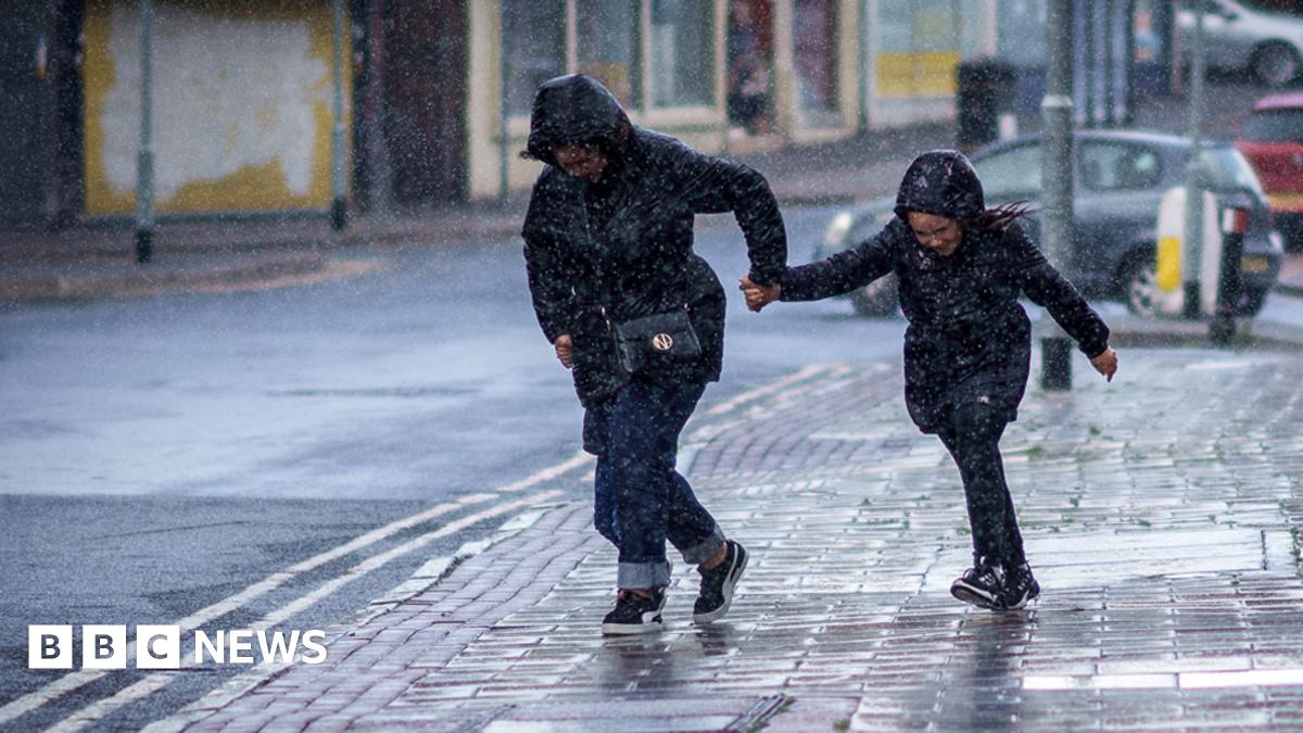 Why is the UK struggling more than other countries? - BBC News