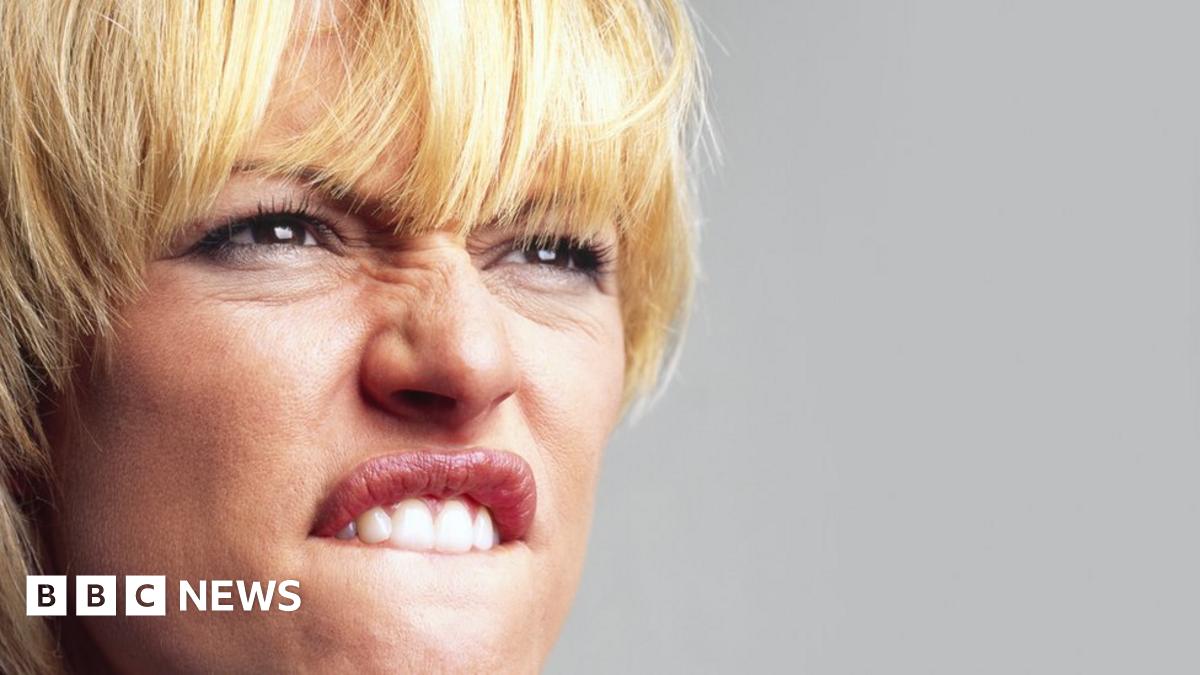 More swearing but parents want children protected - BBC News