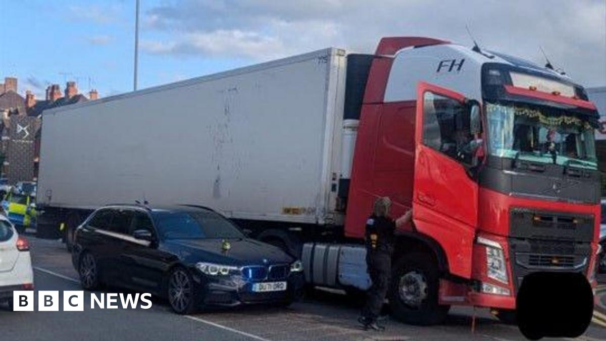 Wolverhampton lorry driver charged with dangerous driving and assault ...