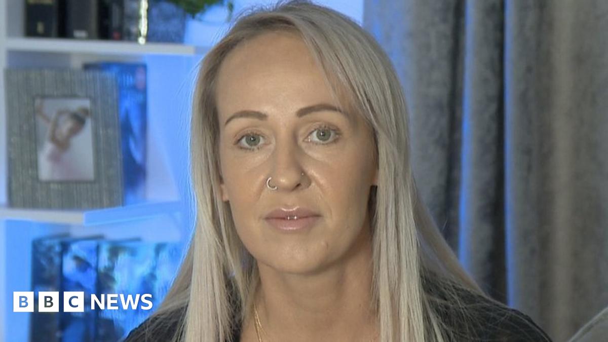 Mortgage rates: Corby woman 'convinced' she would lose her home - BBC News