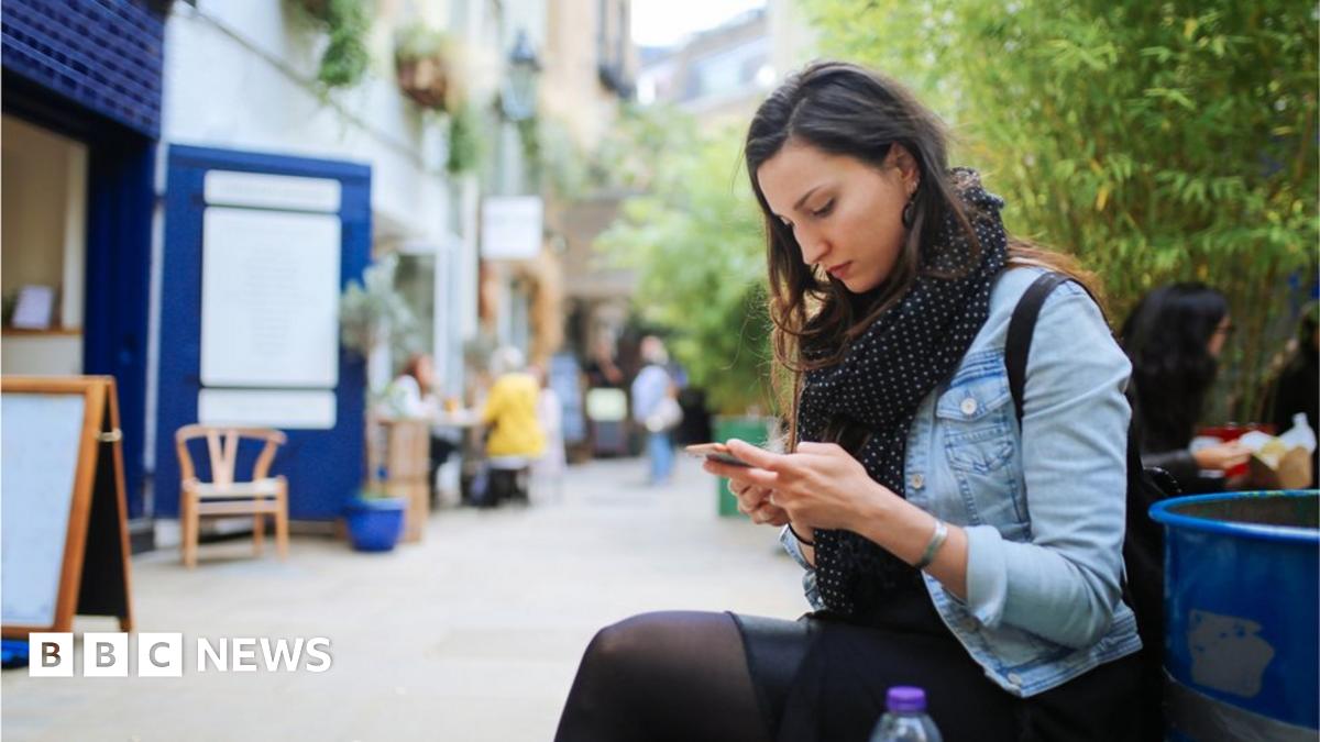 O2 4G data network restored after day-long outage - BBC News