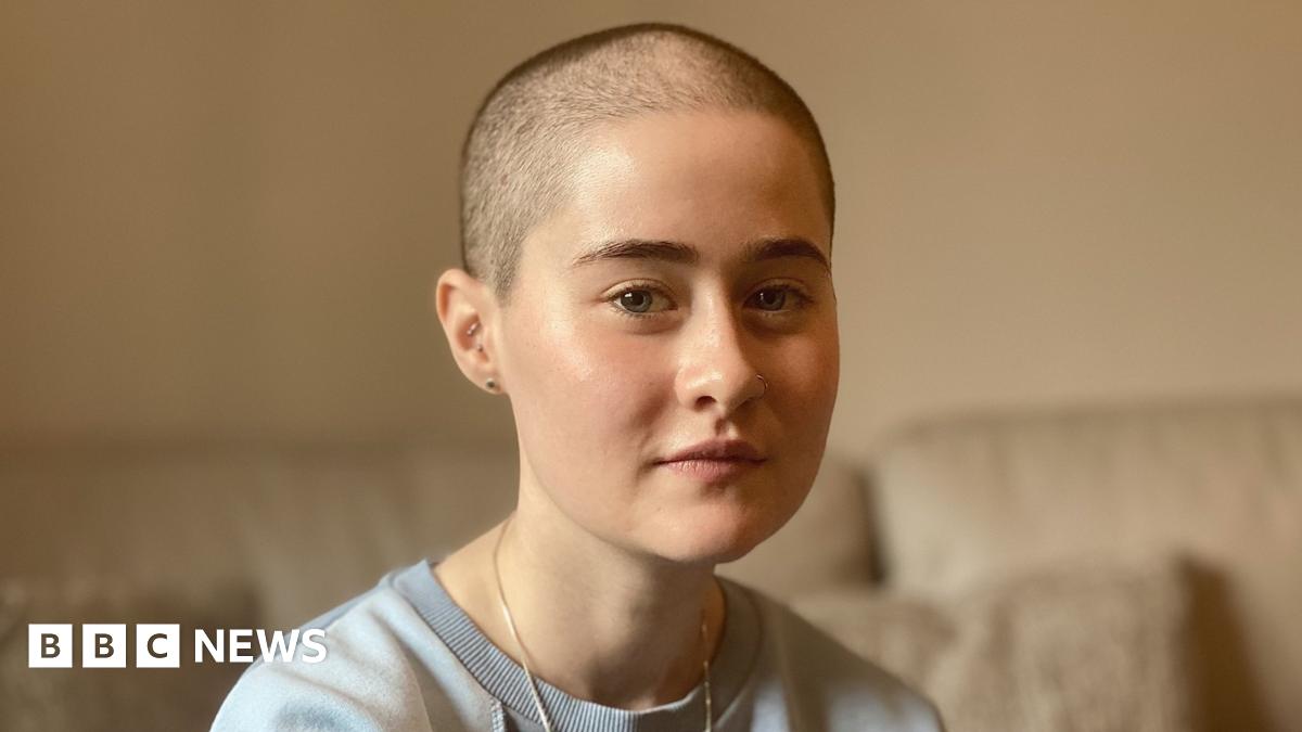 Cost of living: Young cancer patients 'in a desperate situation' - BBC News