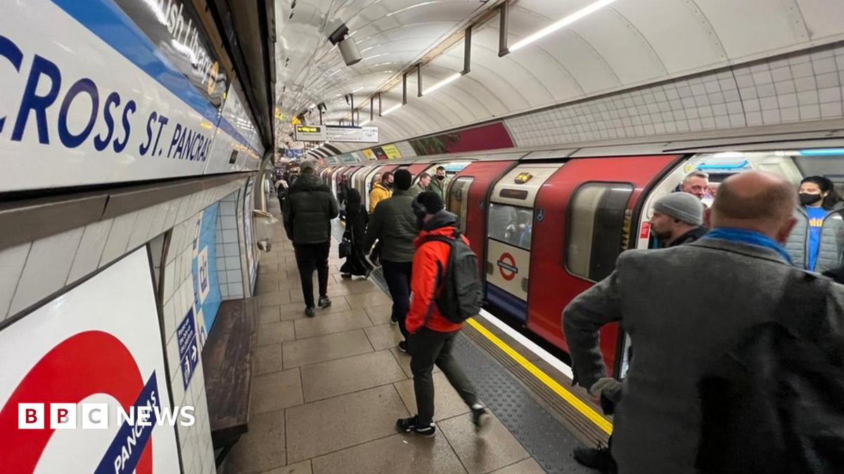 As it happened: London's first post-lockdown Tube strikes - BBC News