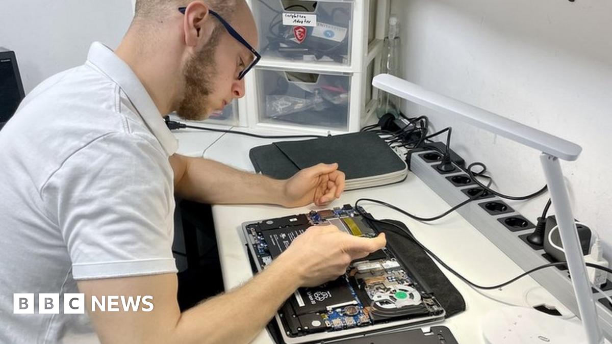 Austrian government launches repair scheme for electronic goods - BBC News