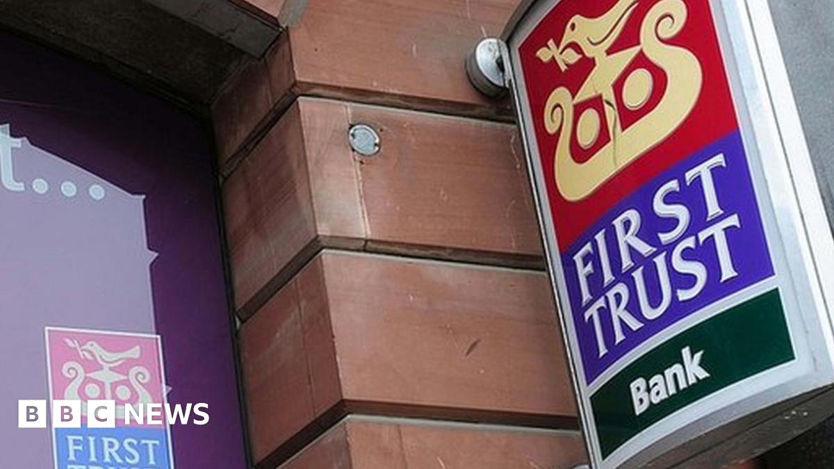 First Trust Bank to stop printing notes - BBC News