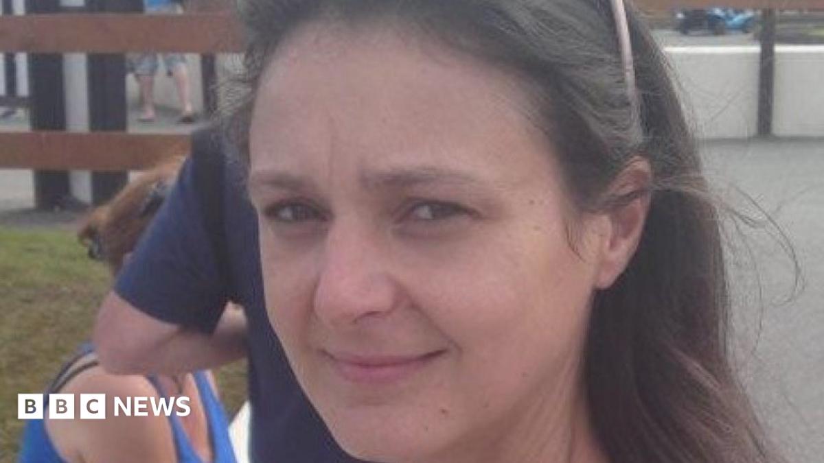Audley man convicted of killing partner in scalding hot bath - BBC News