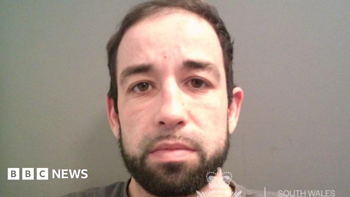 Cardiff: 32 years jail for North Road van driver murder - BBC News