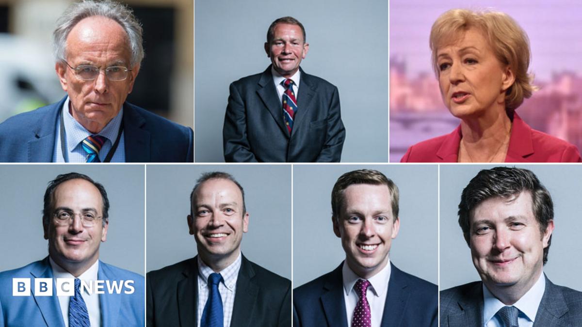 Northamptonshire Council: MPs back unitary authority call - BBC News