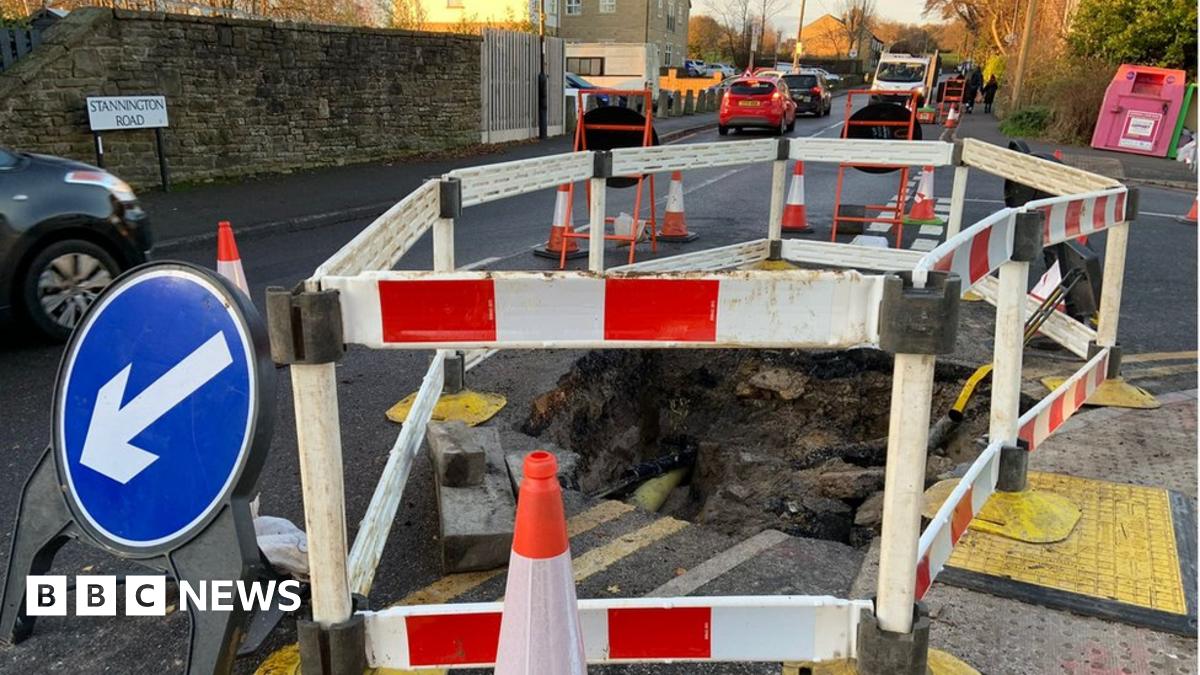 Stannington: Major incident declared as homes still without gas - BBC News