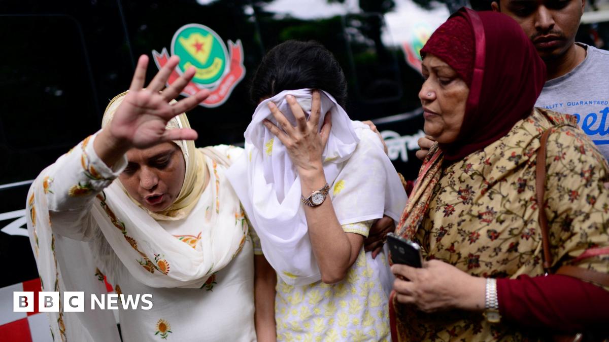 Bangladesh cafe siege: The victims - BBC News