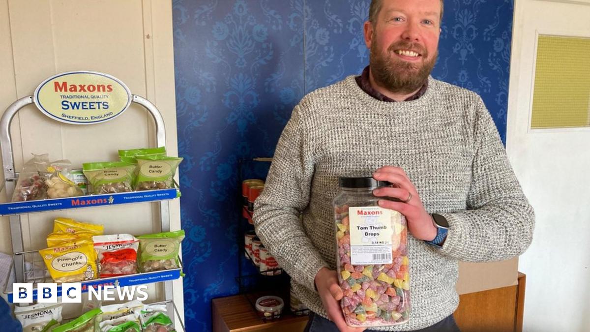 Maxons: Sheffield sweet maker drops Amazon in stock row - BBC News