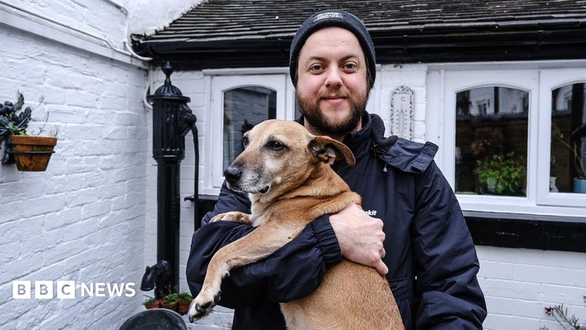 'I thought I'd forever regret not taking the opportunity' - BBC News