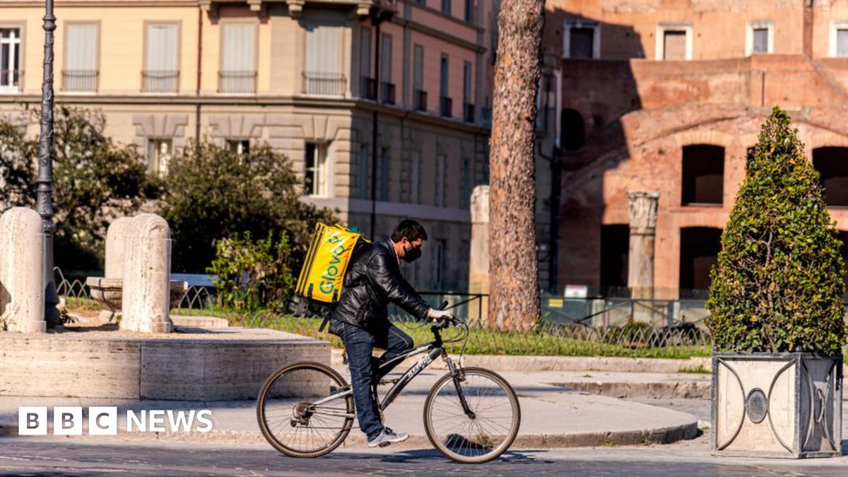 Coronavirus pandemic: EU agrees €500bn rescue package - BBC News