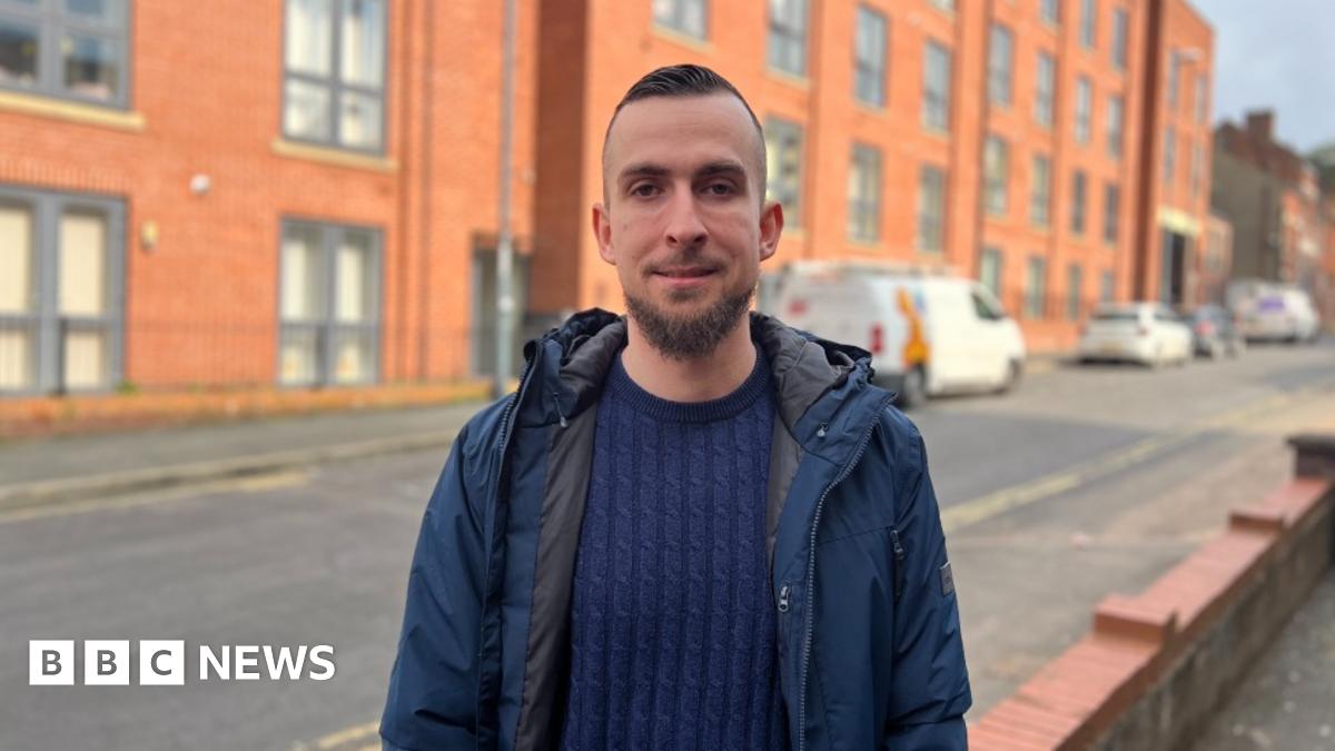 Derby man opens up on Islam conversion after addiction - BBC News