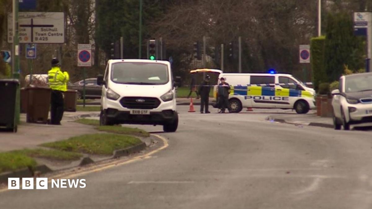 Solihull shooting: Man accused of trying to murder woman - BBC News