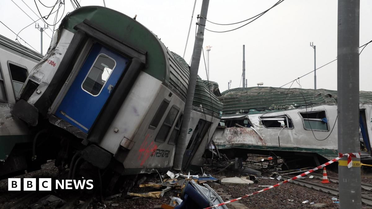Italy train crash: Three killed in derailment near Milan - BBC News