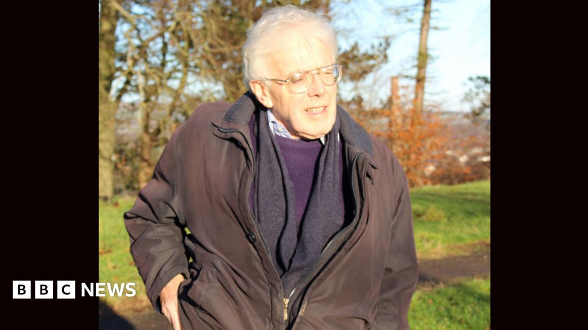 Further searches for Roger Fletcher missing near Dornie - BBC News
