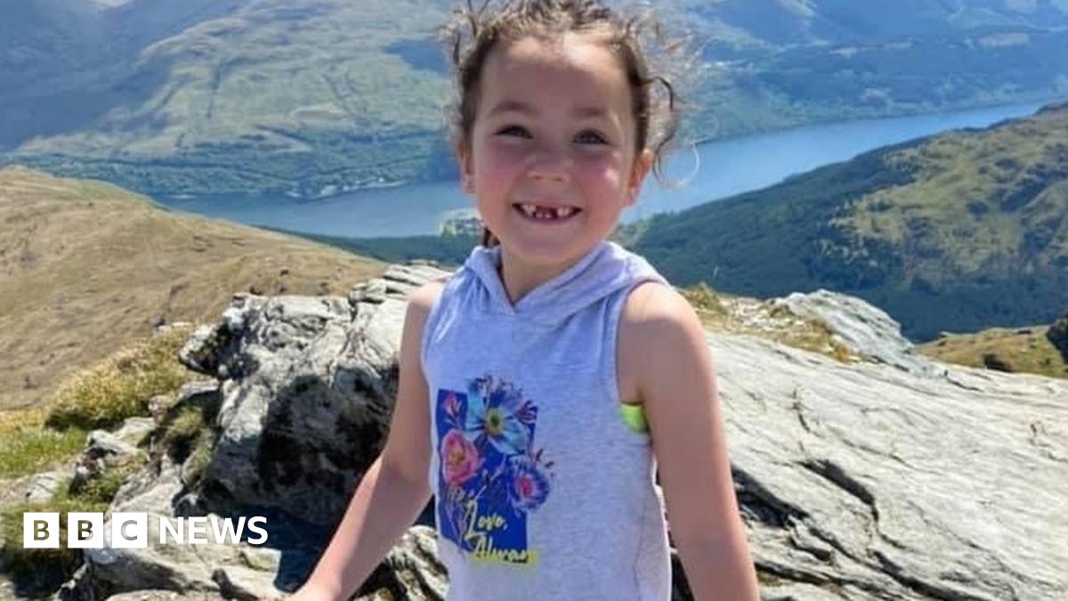 School raises hundreds of pounds for Brinsley Animal Rescue - BBC News