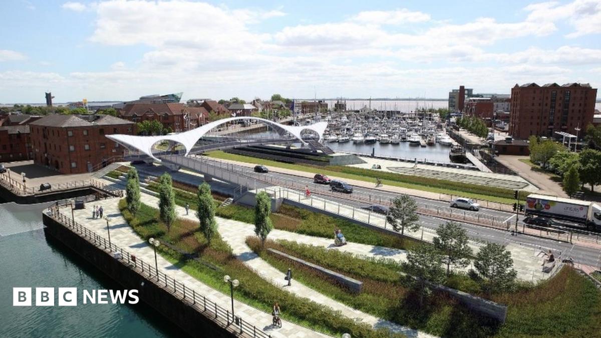 Hull bridge name should 'honour city's history' - BBC News