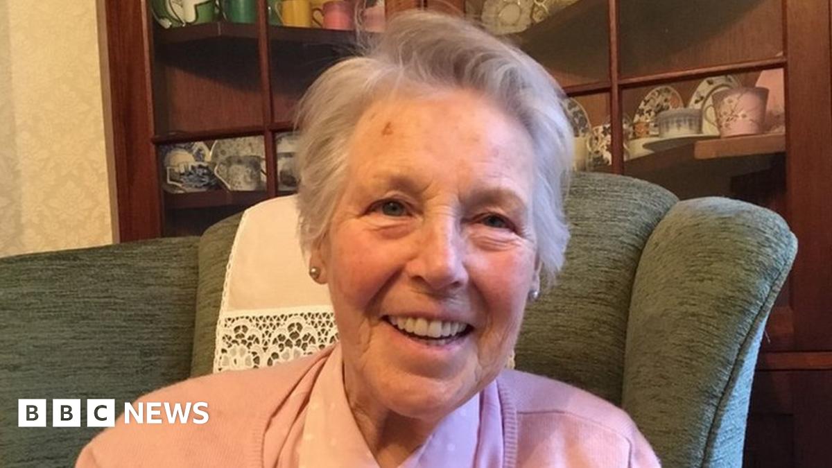 UK 'leading world' in compassionate technology - BBC News