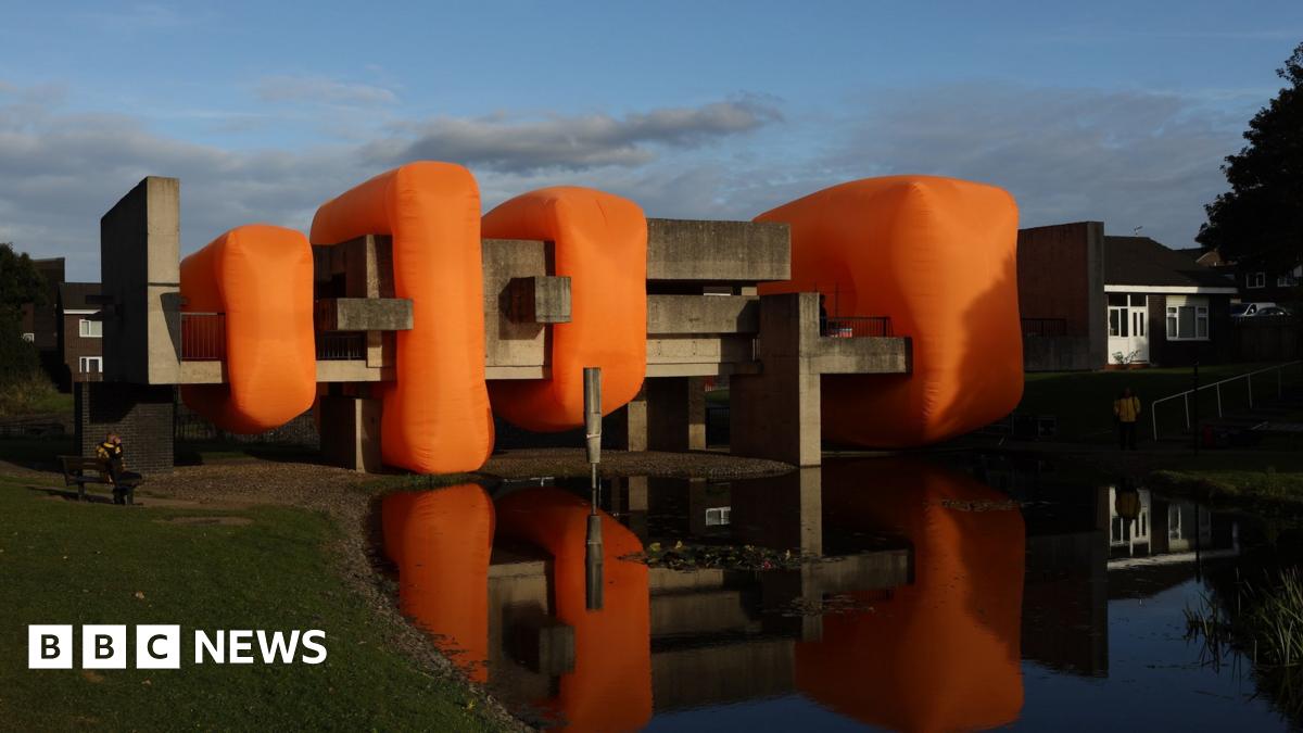Peterlee's Apollo Pavilion lit by inflatable sculptures - BBC News