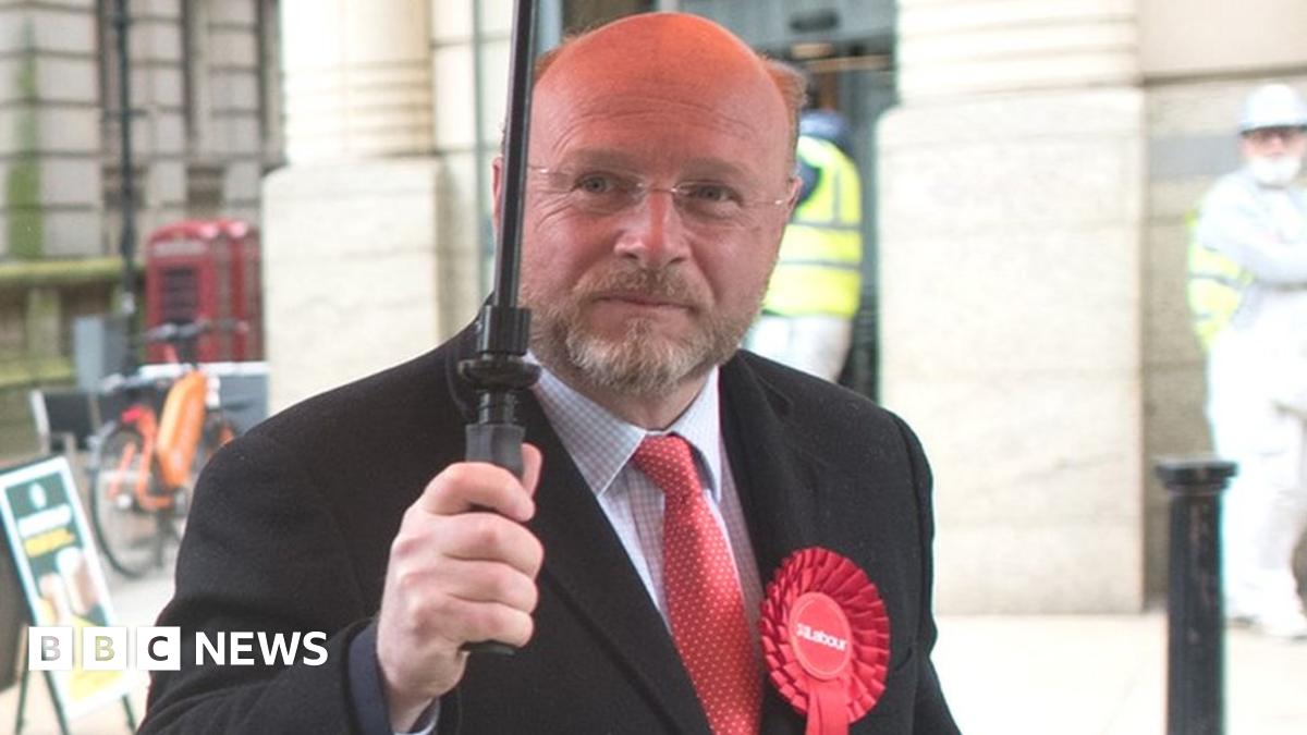 Labour MP Liam Byrne used expenses to help fund mayor campaign - BBC News