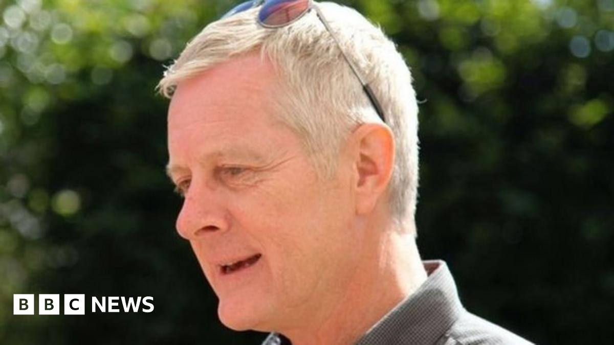 Guy Hedger death: Further arrest in murder inquiry - BBC News