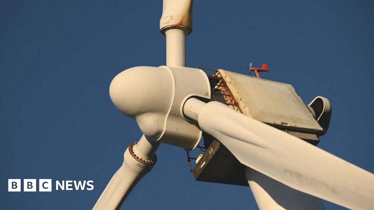 Galloway Hills wind farm approved after mountain group objection - BBC News