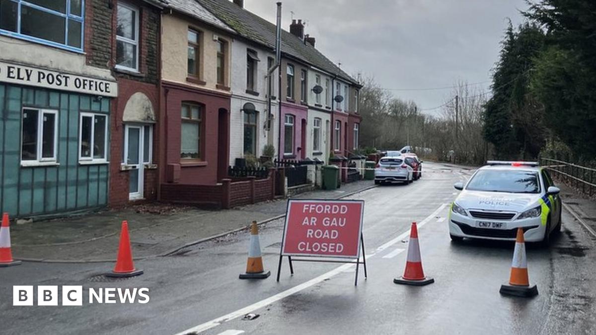 Coedely: Deaths and road closed after bus and car crash - BBC News