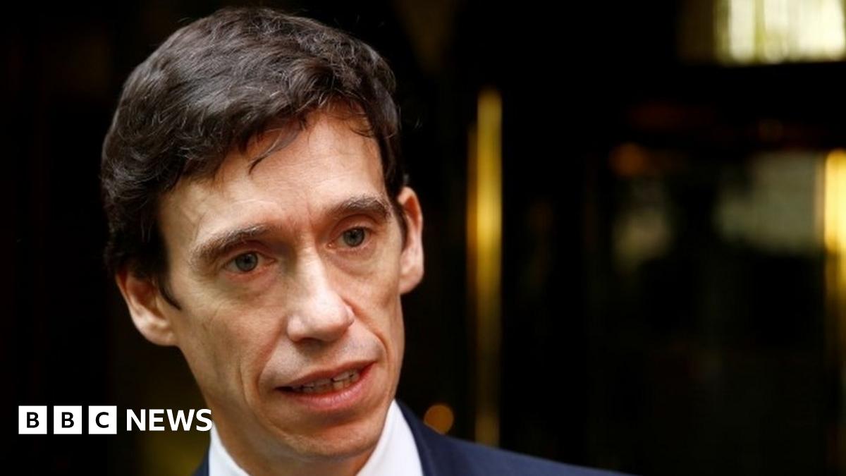 Ex-Tory MP Rory Stewart stands down to run for London mayor - BBC News