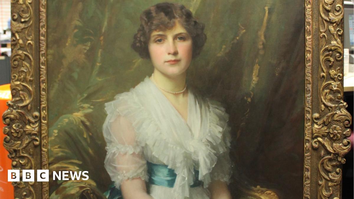 Ellerman portrait found in Cornwall garage sells for £27k - BBC News