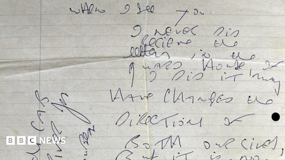 Reggie Kray's letters at 'what if' moment in his life are sold at ...