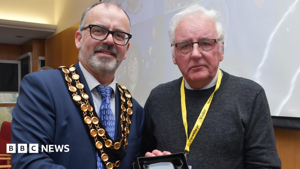 Post Office scandal: Anglesey honours wrongly jailed sub-postmaster ...