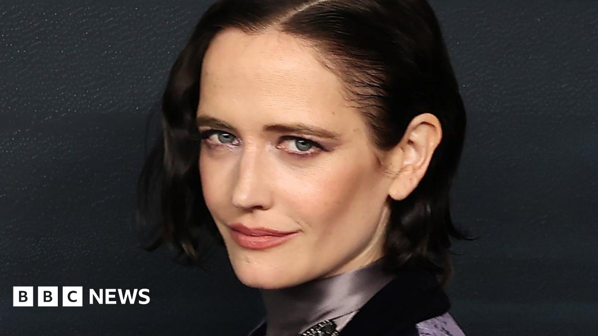 Eva Green: Actress wins High Court dispute over $1m film fee - BBC News