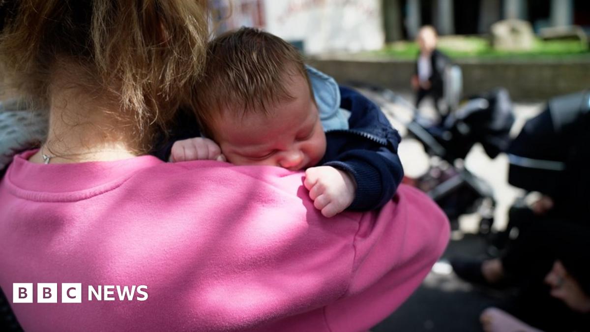 Numbers in temporary accommodation in England hit record - BBC News