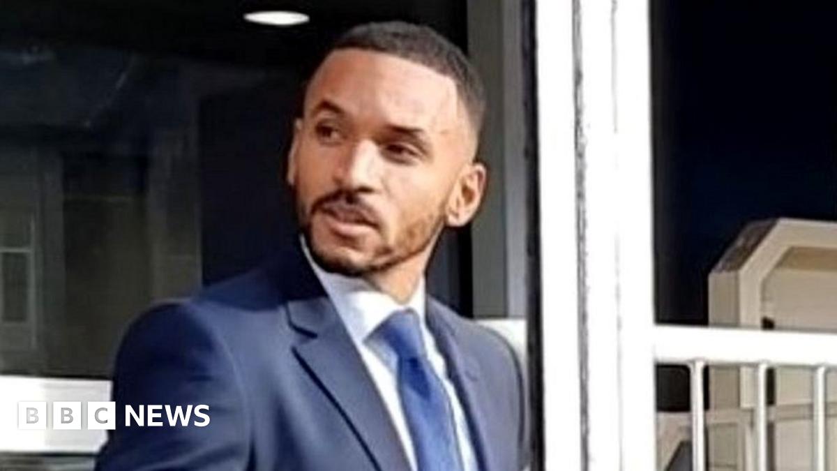 Funso Ojo: Former Aberdeen player punched Dundee United supporter - BBC News