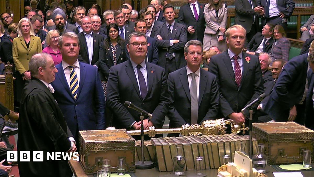 UK set for 12 December general election after MPs' vote - BBC News