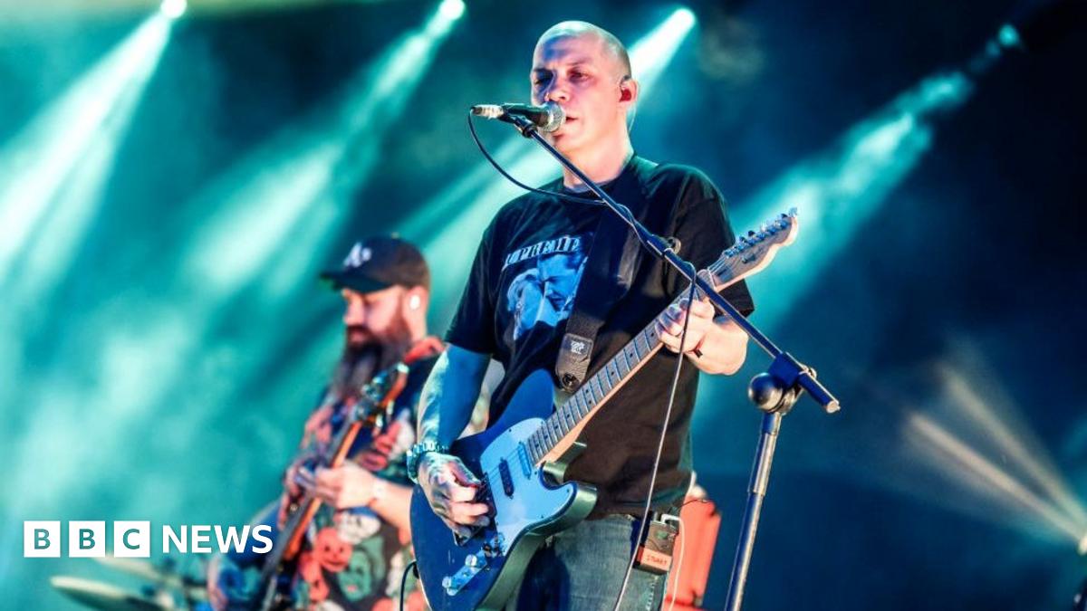 Line-up revealed for Connect music festival - BBC News