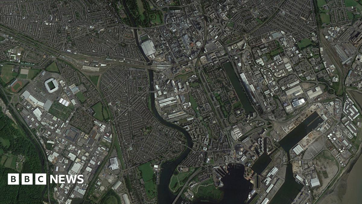 Phil Bale: Education key to addressing Cardiff inequalities - BBC News