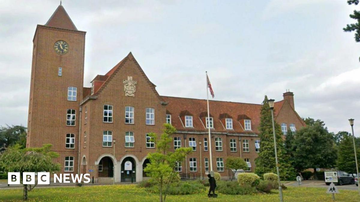 Spelthorne Borough Council's leader says finances 'worrying' - BBC News
