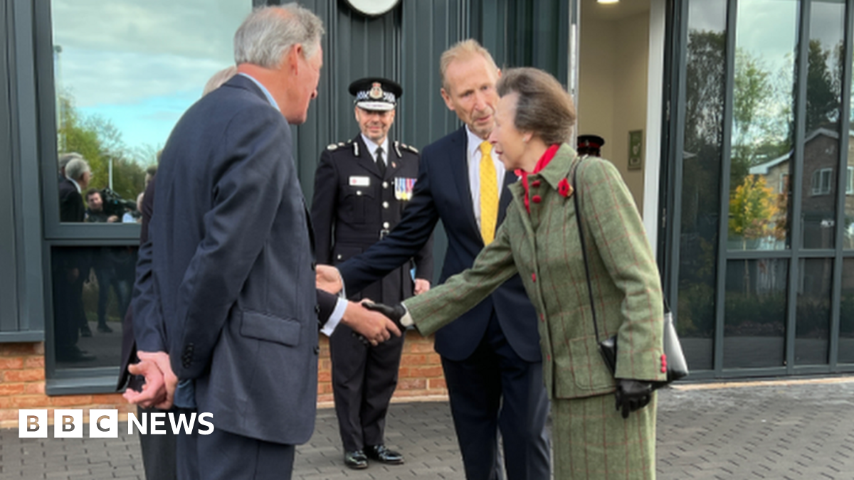 Princess Anne opens Gloucestershire's new police base - BBC News