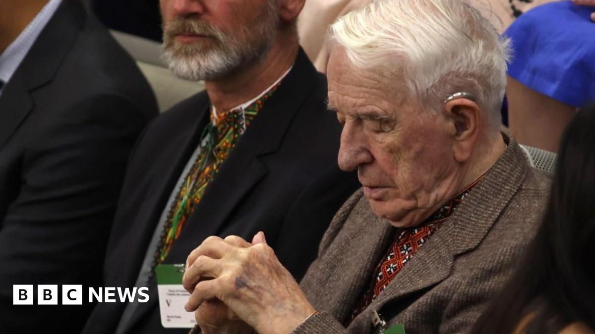 Trudeau calls praise for Nazi-linked veteran 'deeply embarrassing ...