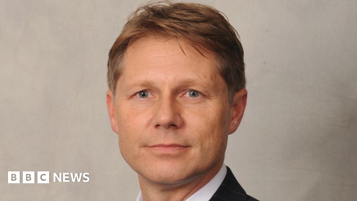 David Morris: Conservative MP's expenses probe dropped by police - BBC News