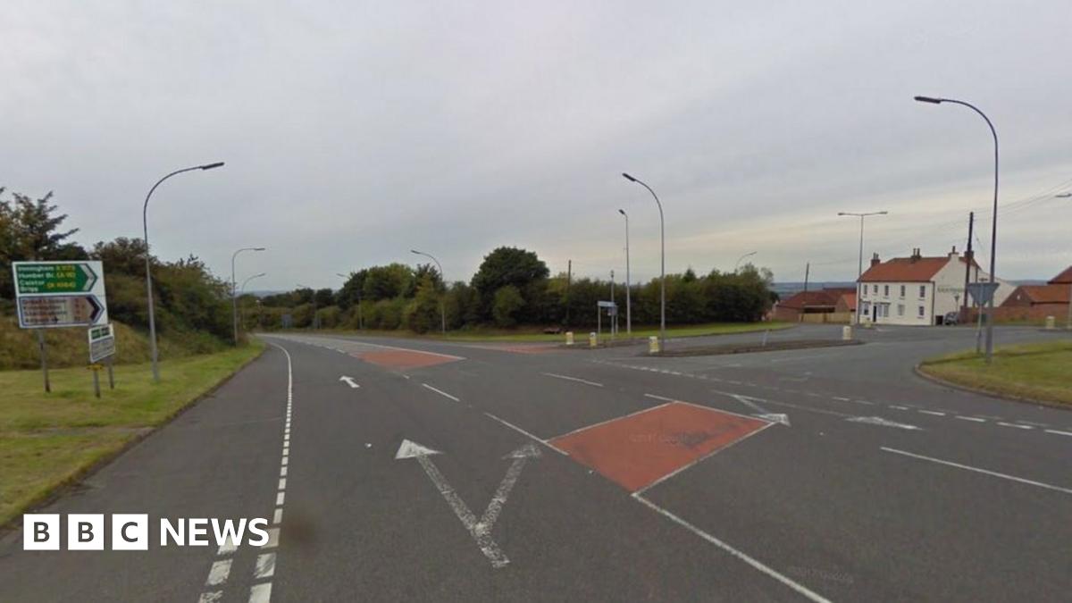 Caistor crash: Boy, 12, in hospital after hit-and-run - BBC News
