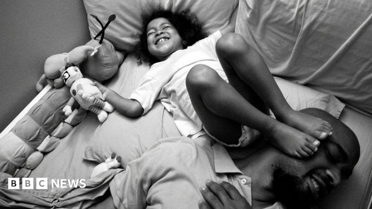 A different portrait of black fatherhood - BBC News