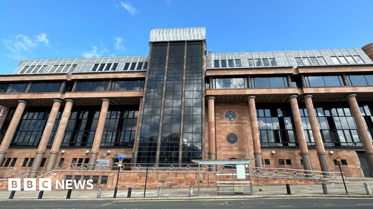 Man jailed for taking brother's picture in Newcastle court - BBC News