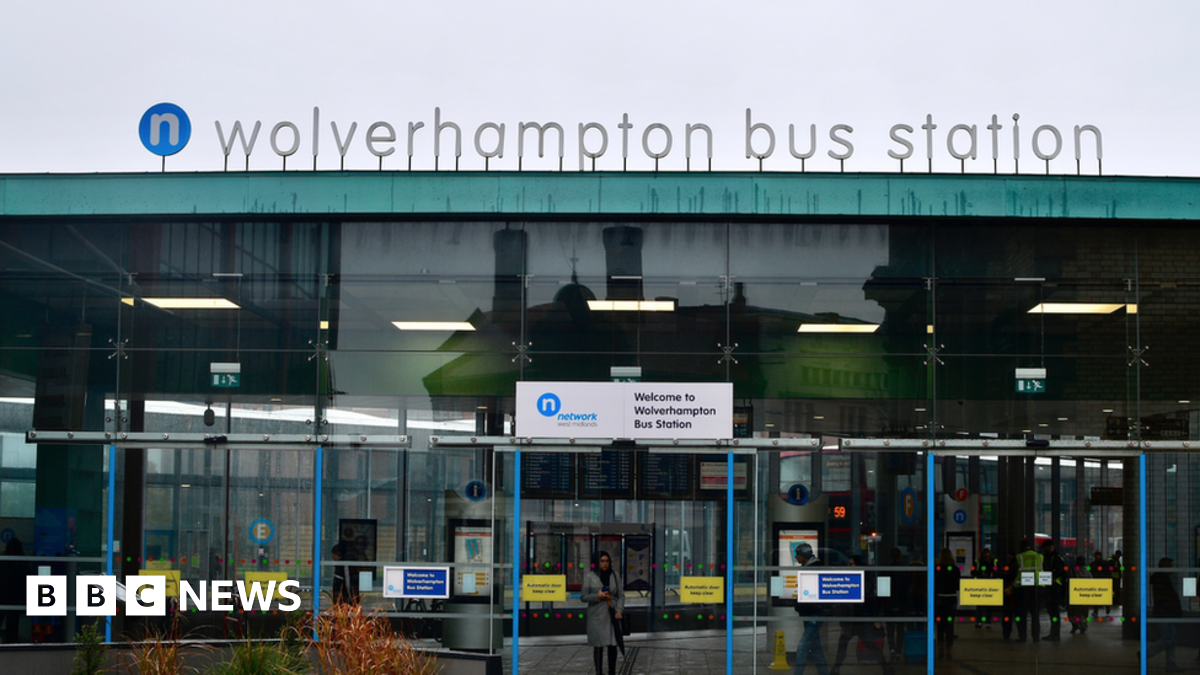 Wolverhampton to host first government base outside London - BBC News