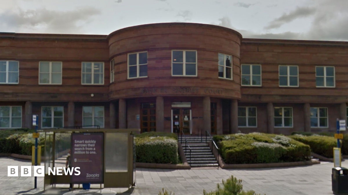 Larbert golf buggy drink-driver told he may be jailed - BBC News